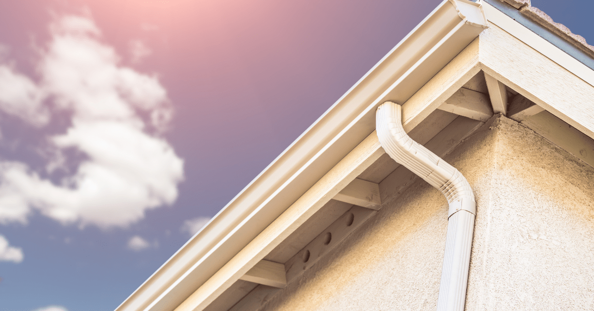 Comparing Reverse Curve Gutter Guards to Other Types